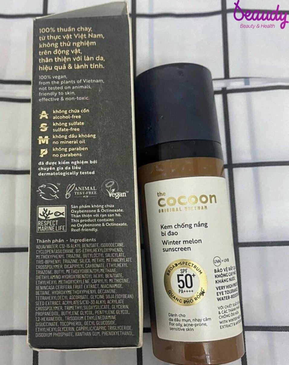 Review kem chống nắng bí đao Cocoon Winter Melon Sunscreen: chống nắng phổ rộng cho da dầu mụn ...