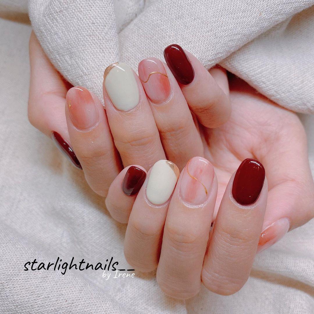 101 mẫu nail màu đỏ đất giúp diện mạo của nàng thêm sang chảnh - Beaudy.vn
