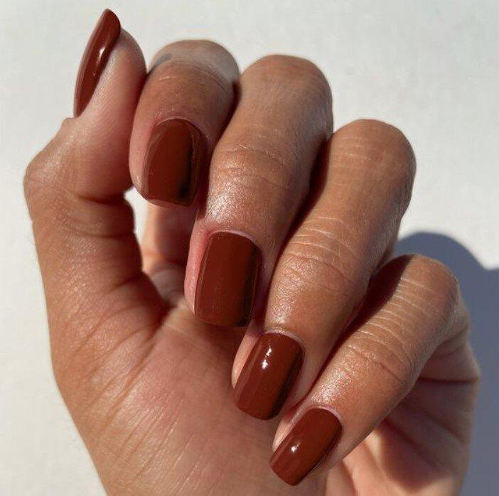 101 mẫu nail màu đỏ đất giúp diện mạo của nàng thêm sang chảnh - Beaudy.vn